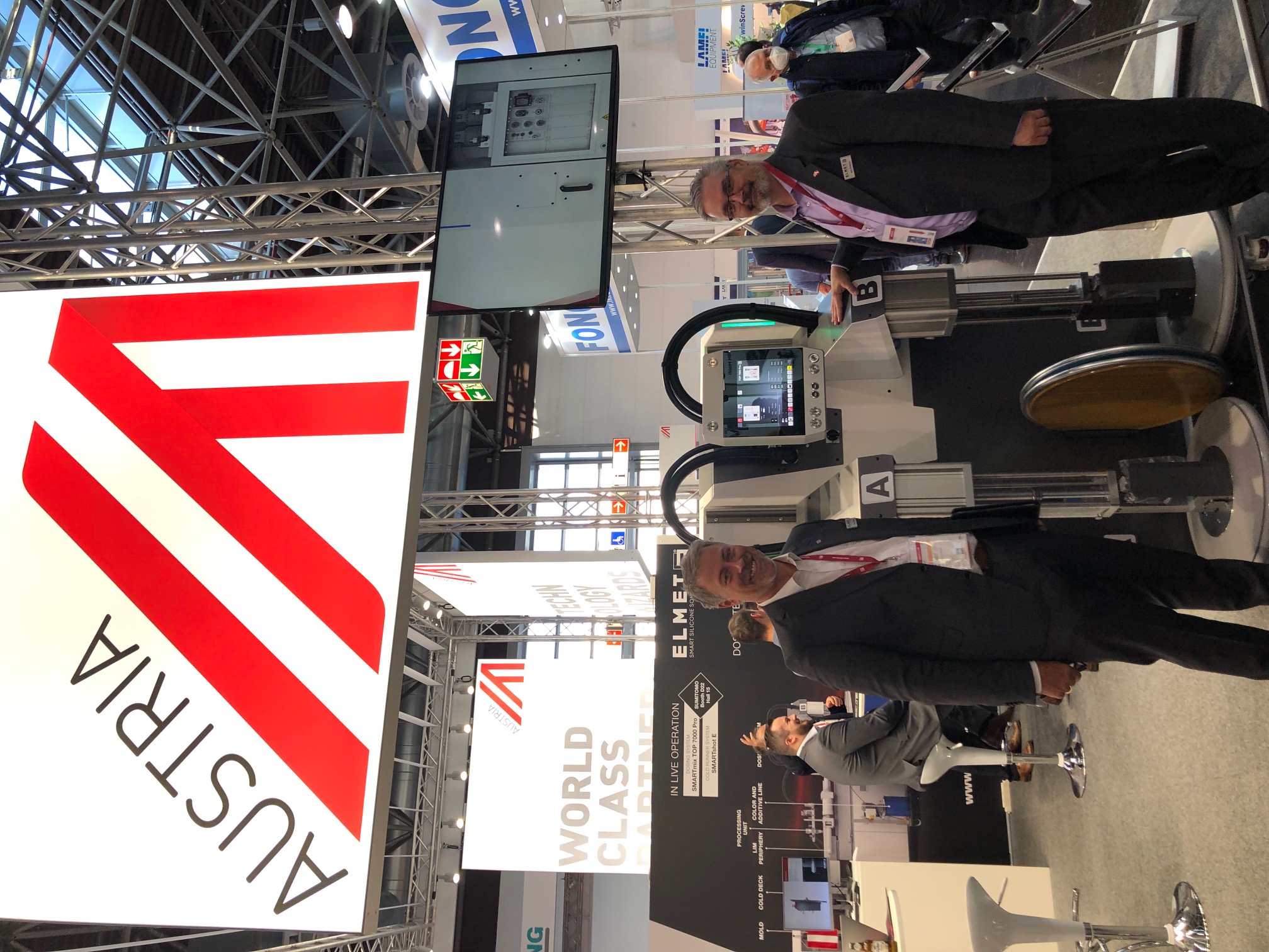 Elmet offers a dose of automation for LSR sector | Plastics News