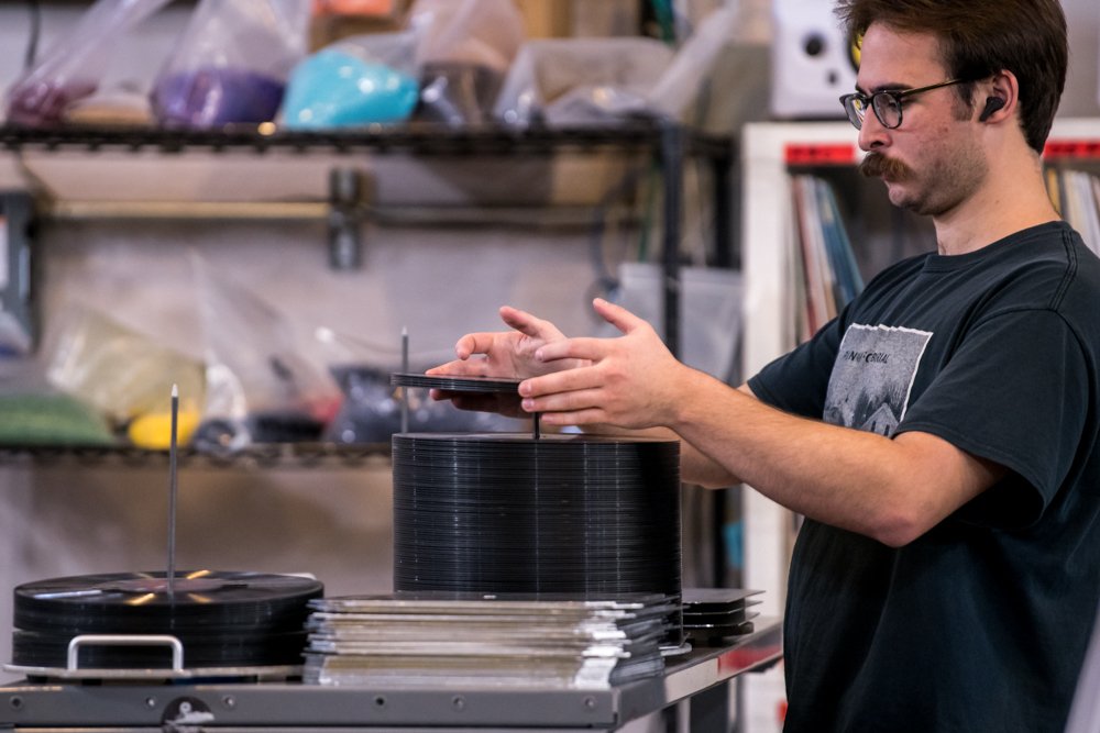 The power of vinyl music; a better way to track the impact of vinyl ...