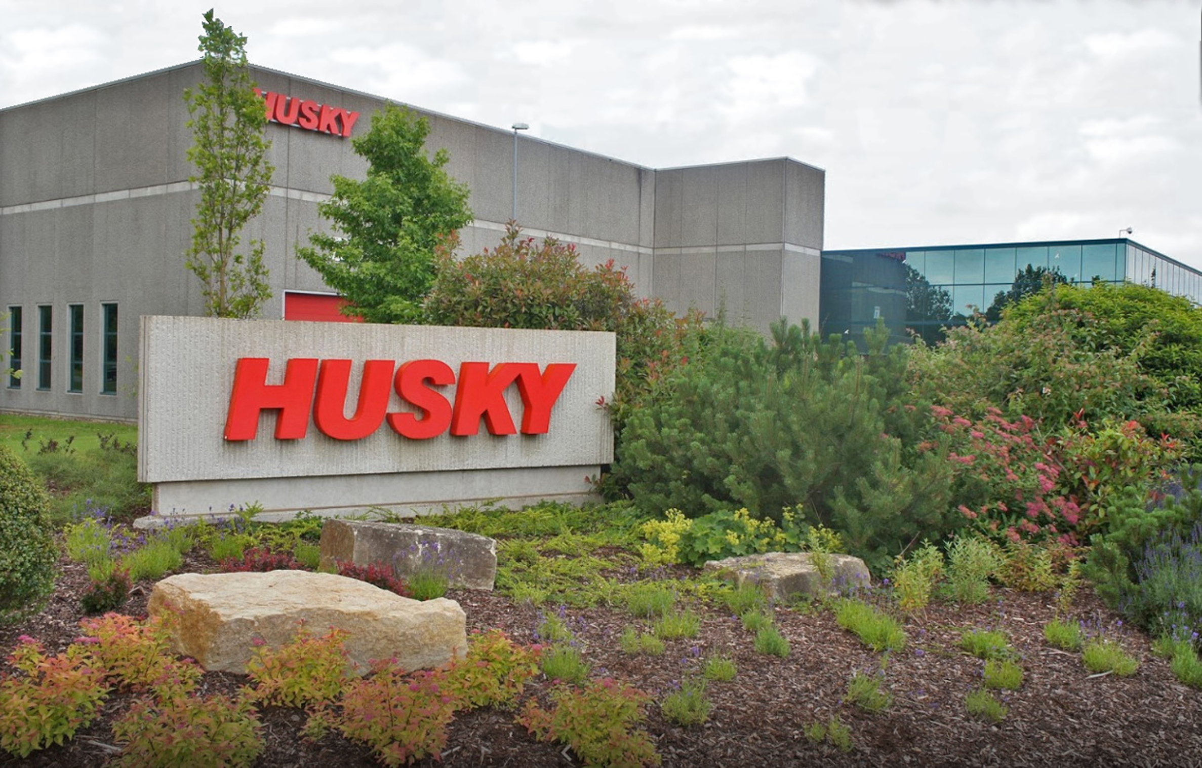 Husky-full-digitalization-cuts-mold-products-delivery-time-and-cost ...