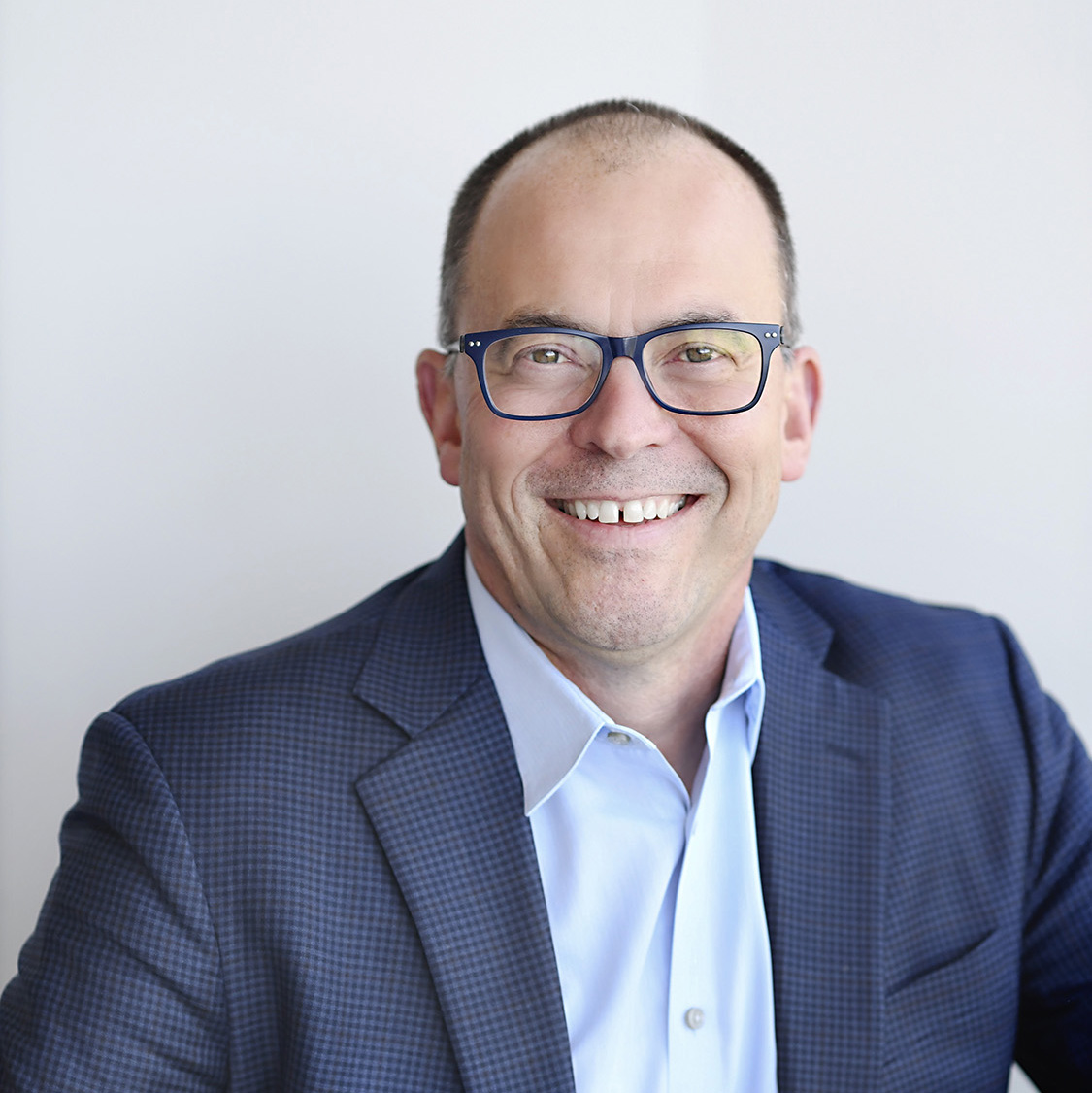 Mold industry pushes Biden hard to keep China tariffs | Plastics News