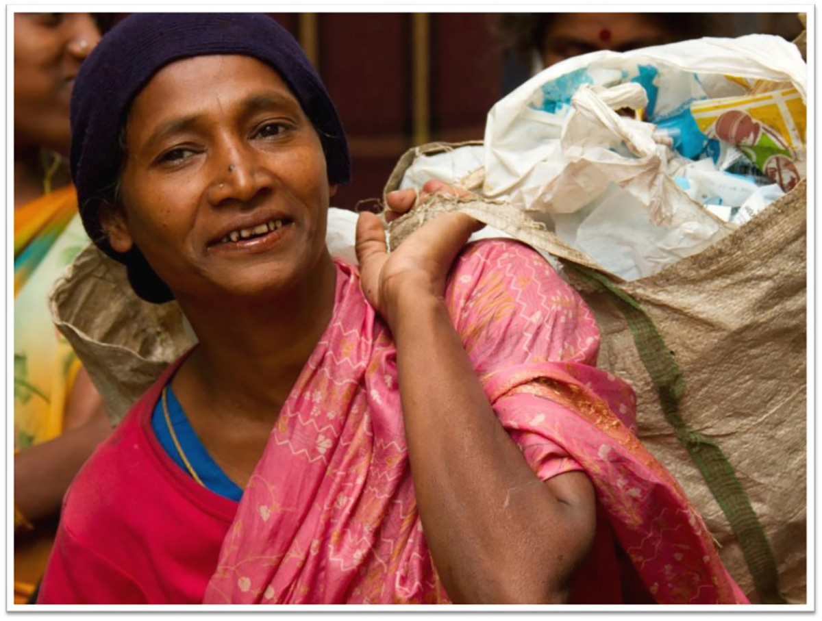 Waste pickers on the front line for recycling | A tether proposal in ...