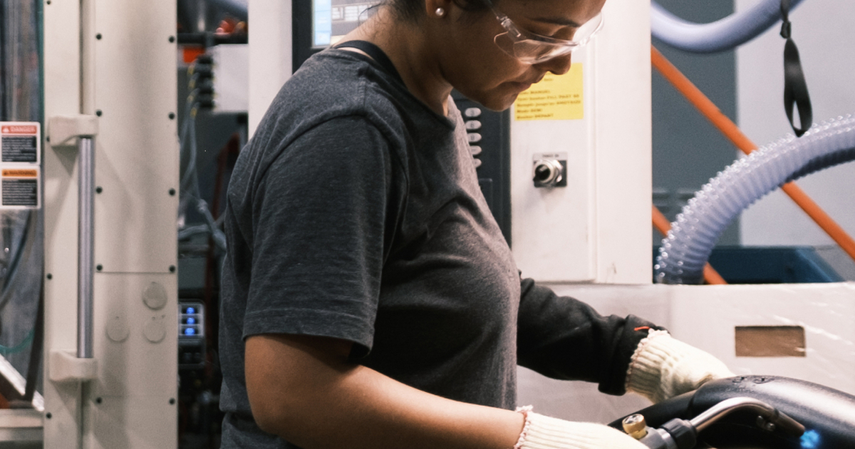 Lefko to open first U.S. blow molding plant in Texas with $15M investment | Plastics News