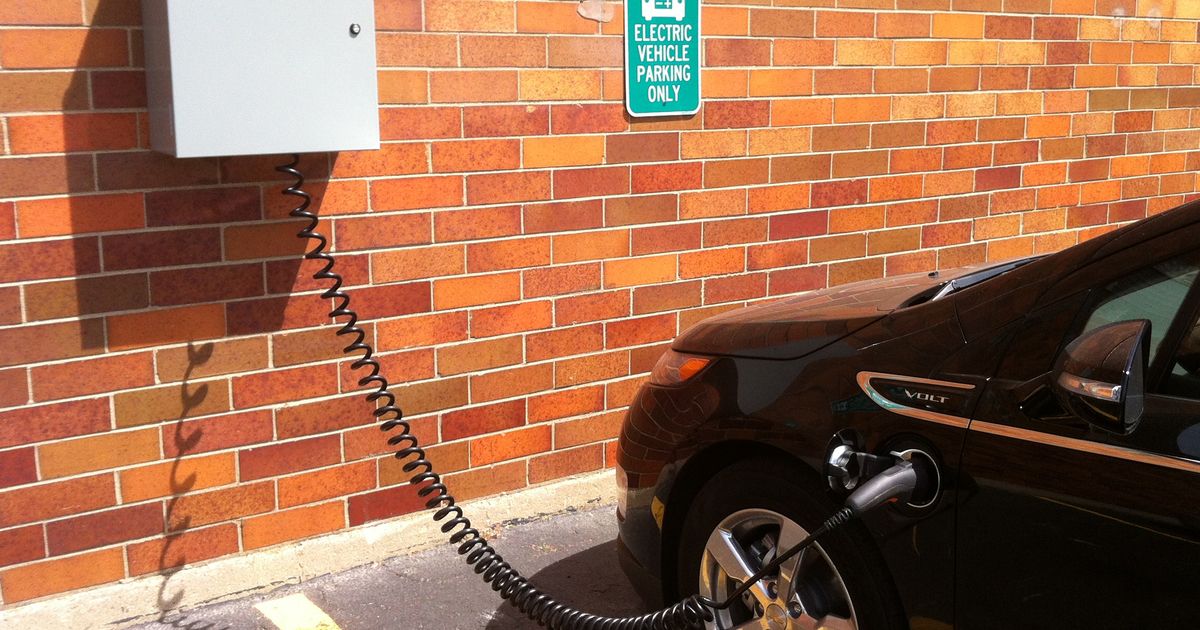 Multifilm-Packaging-adds-electric-vehicle-chargers | Plastics News