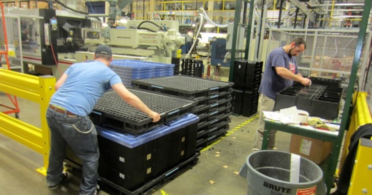 MMI-invests-in-its-largest-molding-machine | Plastics News