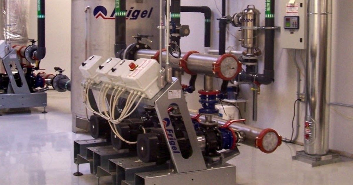 Closed-loop-cooling-system-helps-molder-control-elements-water-usage ...