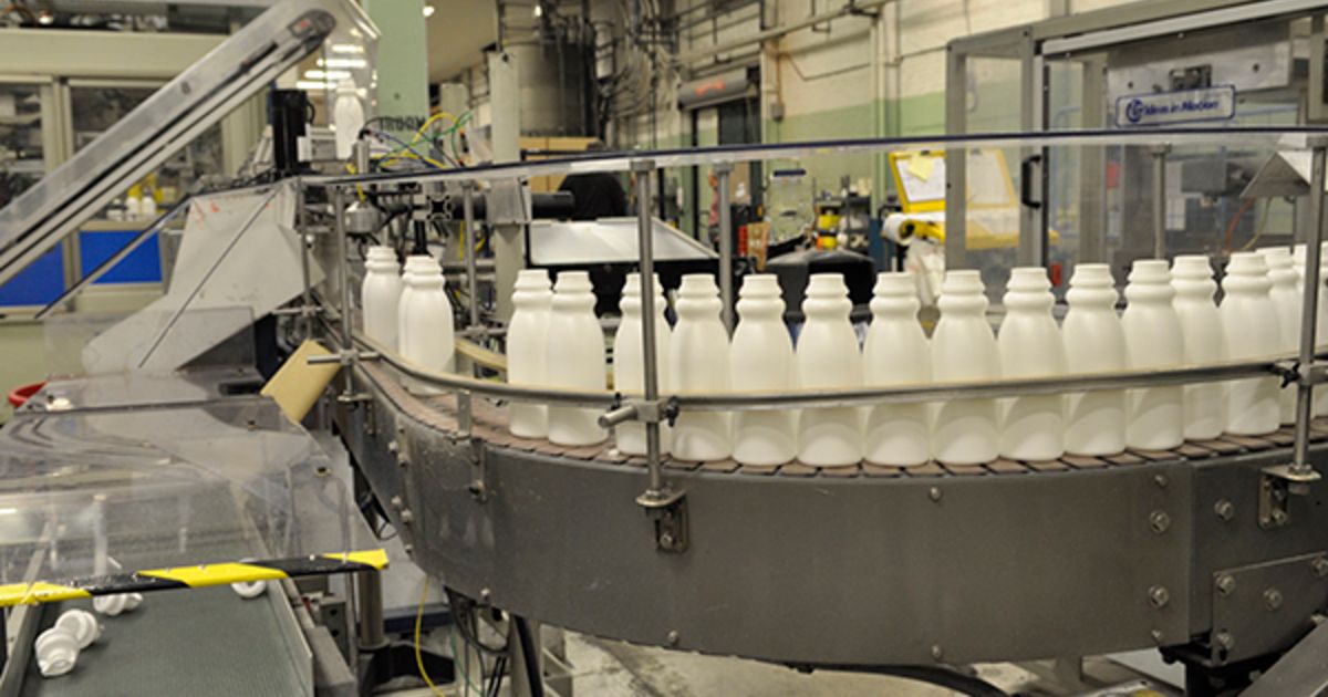 Currier-Plastics-adding-two-Aoki-machines | Plastics News