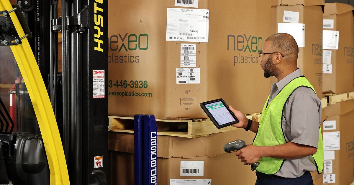 Nexeo launches e-commerce platform for online orders | Plastics News