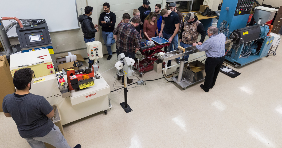 Novatec donation equips Penn College polymers lab | Plastics News