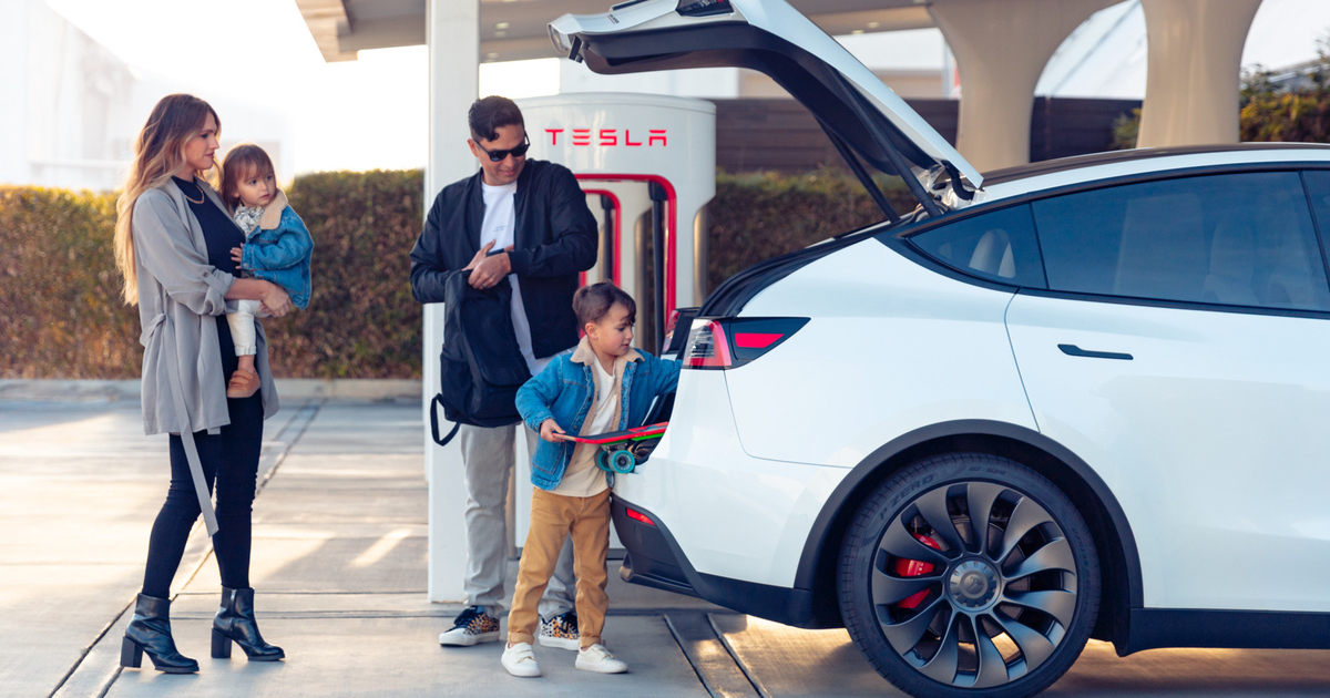 Tesla looking to hire plastics workers | Plastics News