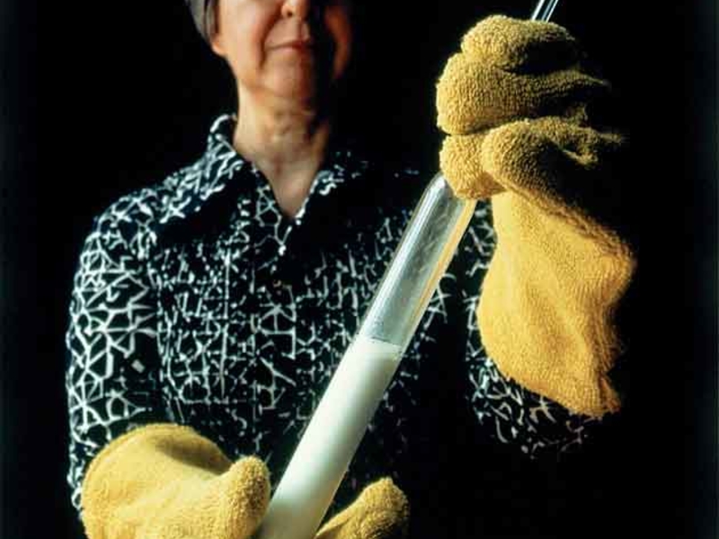 Obituary:-Kevlar-inventor-Stephanie-Kwolek | Plastics News