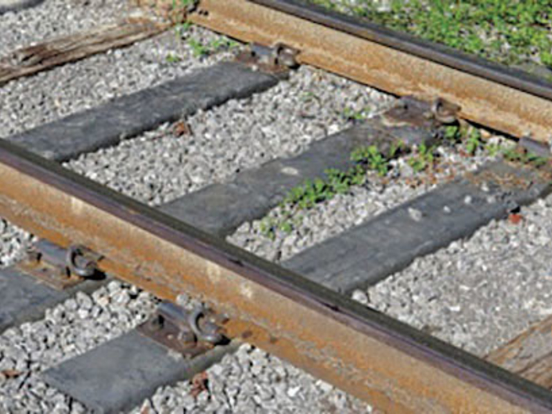 St.-Louis-firm-to-recycle-fiberglass-plastics-into-composite-rail-ties ...