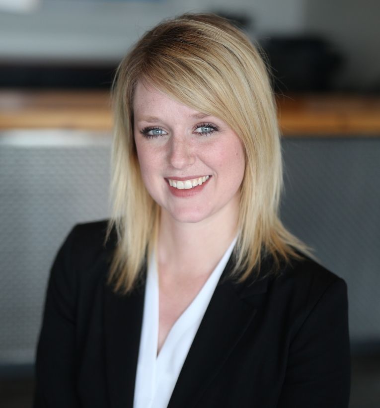 Amanda Cunningham's Instagram, Twitter & Facebook on IDCrawl